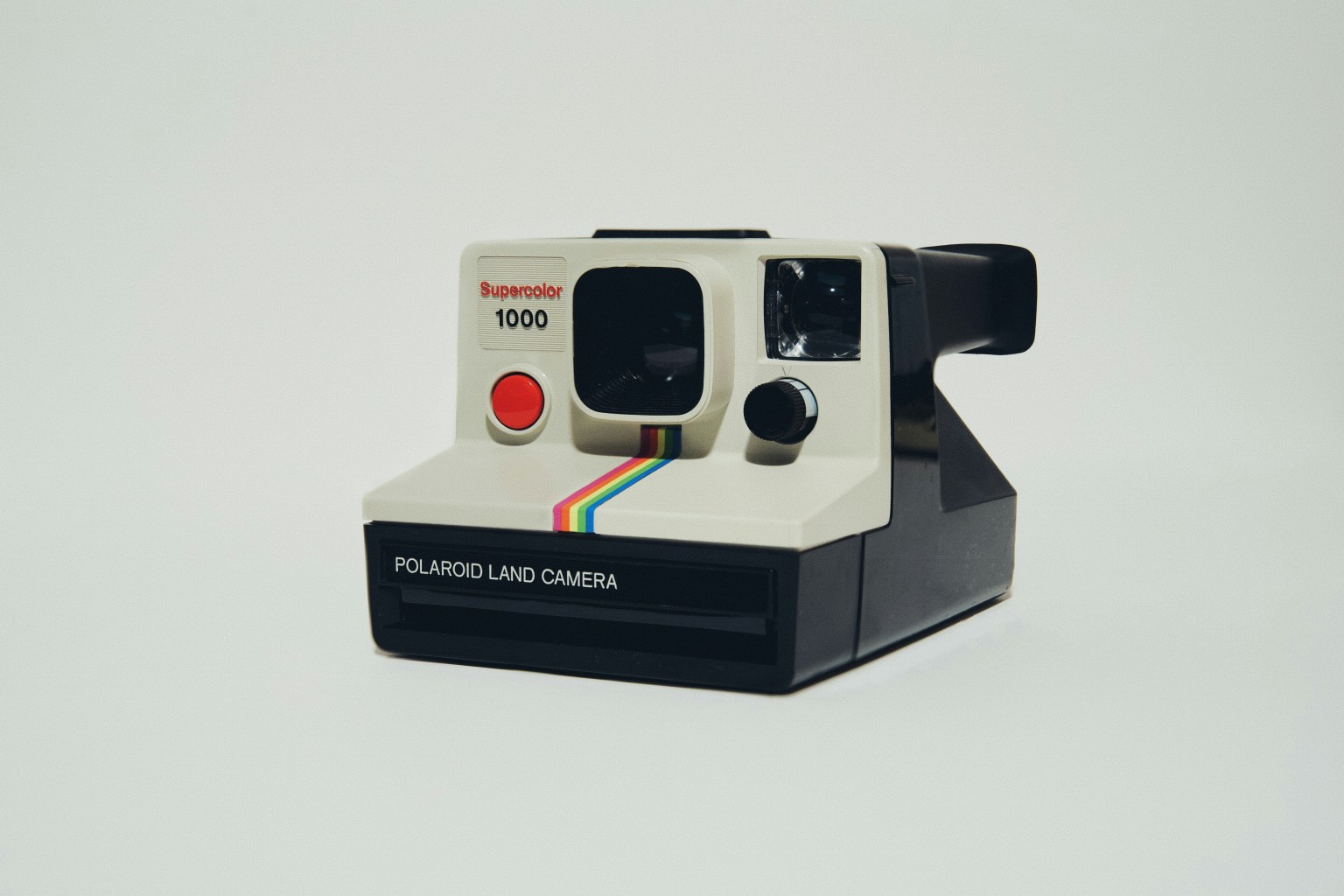 Best Polaroid Camera in 2025 (New and Vintage)